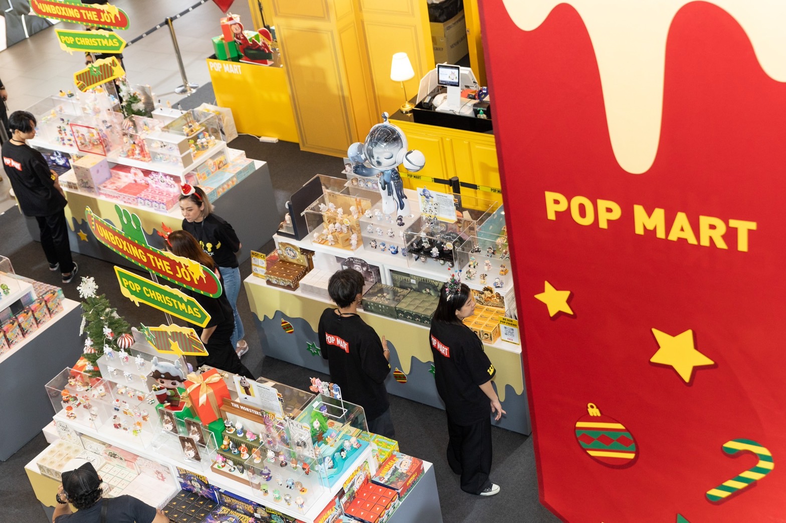 ส่องไอเทมน่าสะสมที่ Pop Mart Pop Up Store เดสติเนชั่นแห่งใหม่สำหรับคนรัก Pop Mart - ELLE Men ...