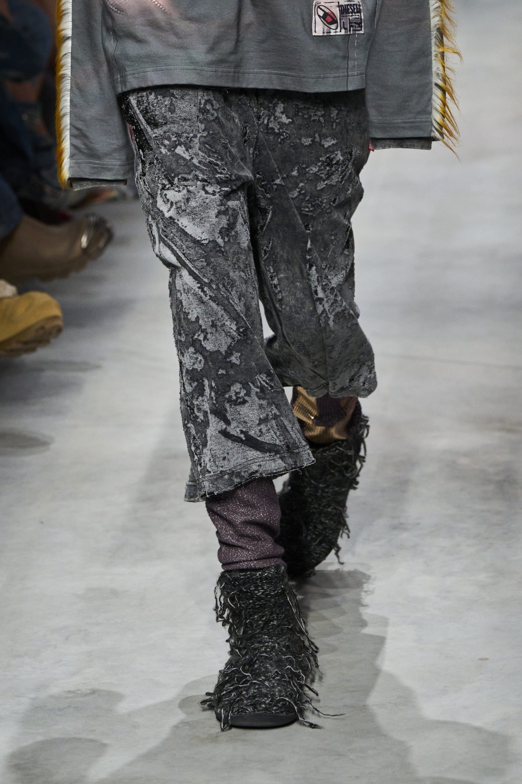 Diesel FW24 โตขึ้นอีกขั้นแต่ยังไม่ทิ้งความมันตามแบบฉบับแฟชั่นยุคมินเลน ...