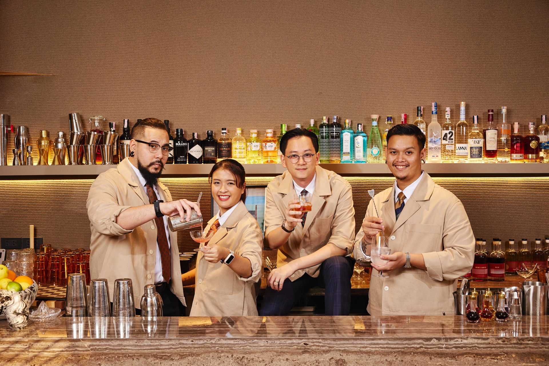 ‘Dry Wave Cocktail Studio’ บาร์ที่เกิดจากการทำตามความฝันของนายบาร์ที่ ...