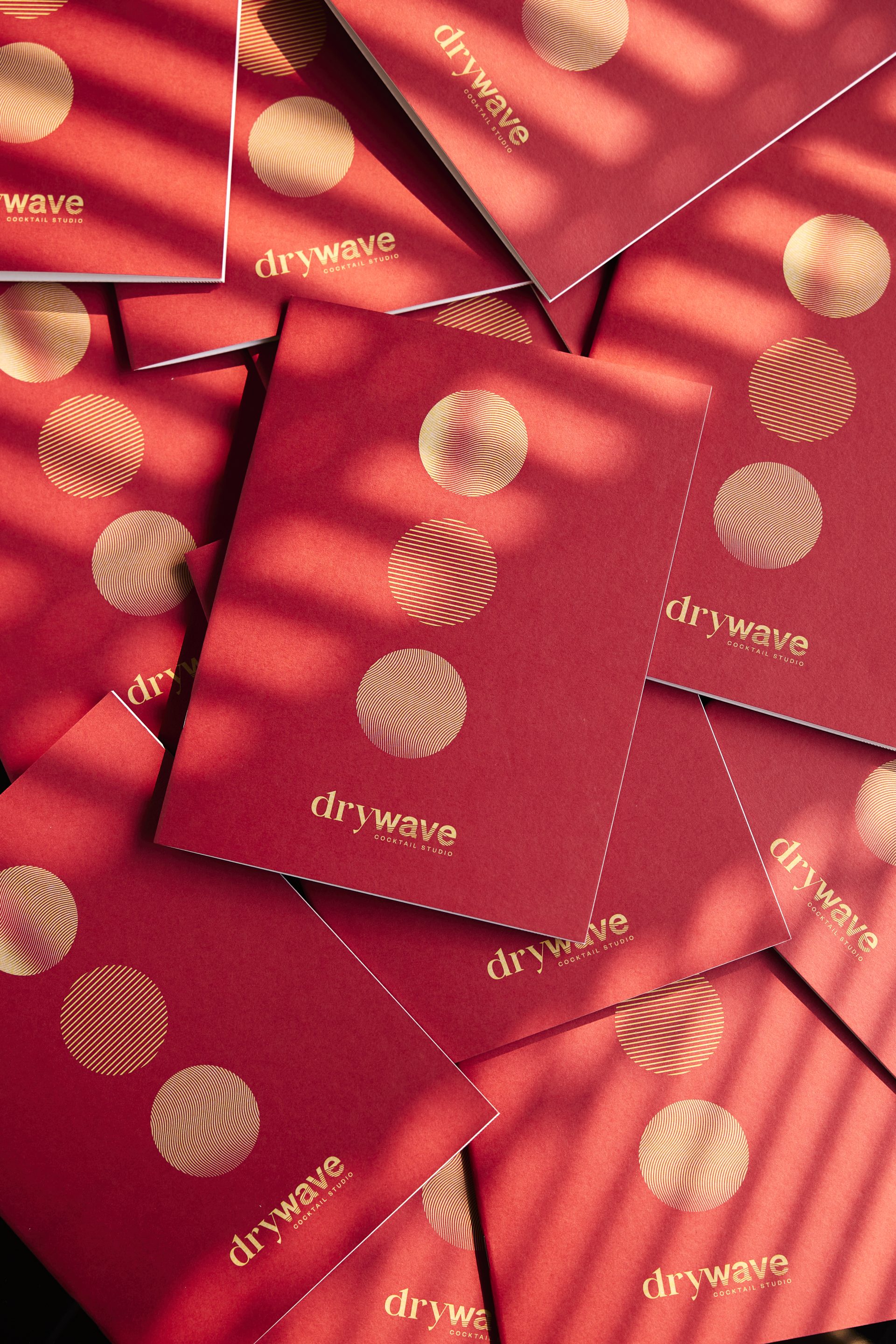 ‘Dry Wave Cocktail Studio’ บาร์ที่เกิดจากการทำตามความฝันของนายบาร์ที่ ...