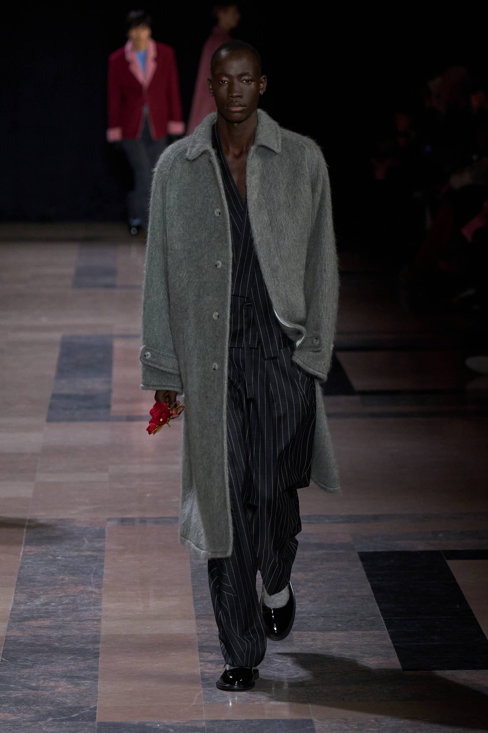 Kenzo FW25-26 รวมเรื่องราวการเดินทางจากญี่ปุ่นถึงปารีส - ELLE Men Thailand